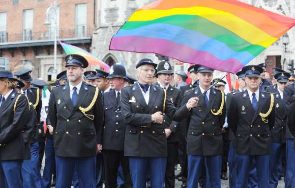 Communautarisme LGBT dans la police et gendarmerie | MPI